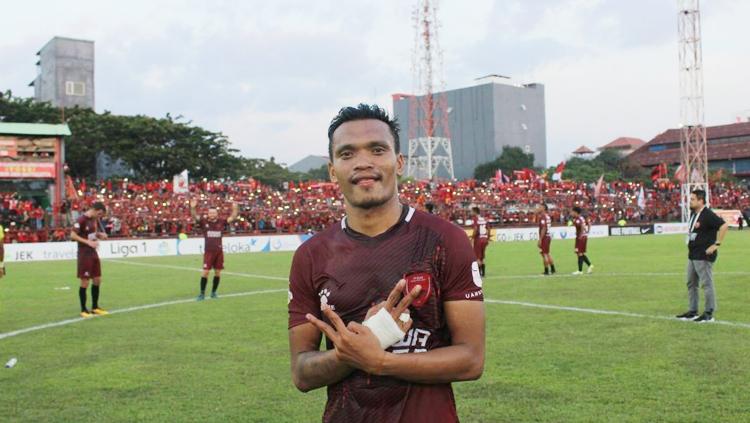 'Ditinggal' Ferdinand Sinaga, Siapa Striker Baru PSM? - INDOSPORT