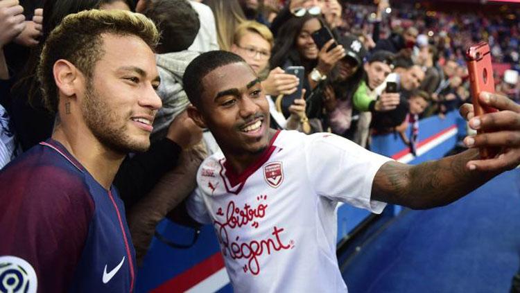 Dulu Pernah Ajak Selfie, Kini Malcom Siap Tantang Neymar - INDOSPORT