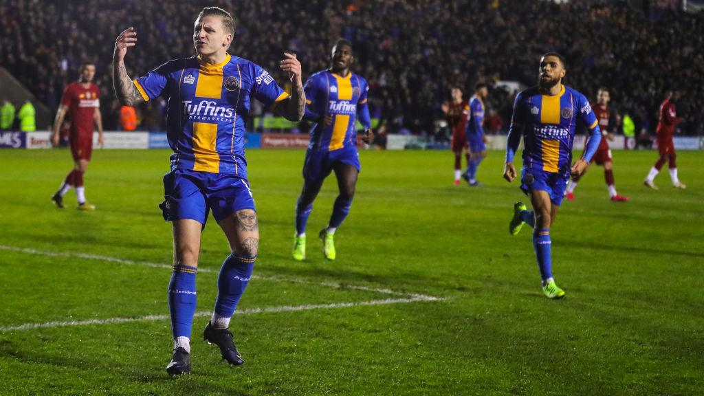Jason Cummings, Keturunan Asia yang Cetak 2 Gol ke Gawang Liverpool ...