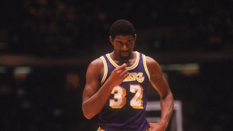 Apa Kabar Earvin Magic Johnson? Legenda Hall of Fame Milik Lakers ...