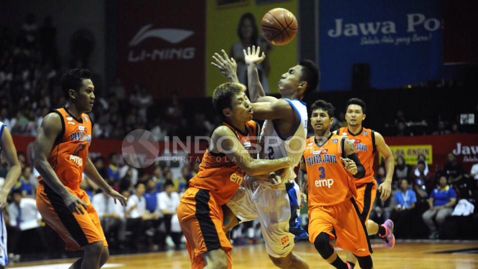 Satria Muda Britama Jakarta Juara NBL Indonesia 2014/15 - INDOSPORT