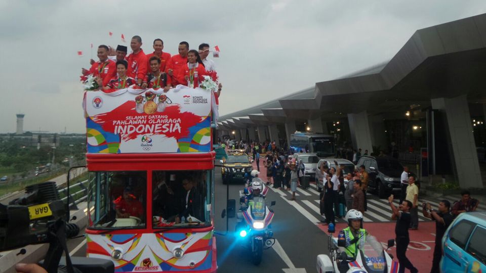 (VIDEO) Parade Pahlawan Olahraga Indonesia, Seorang Fans Nekat Kejar ...