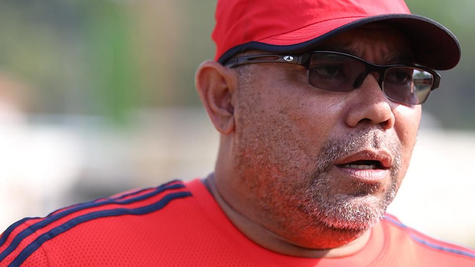 Iwan Setiawan Sebut Indra Sjafri Tak Pantas Latih Indonesia - INDOSPORT