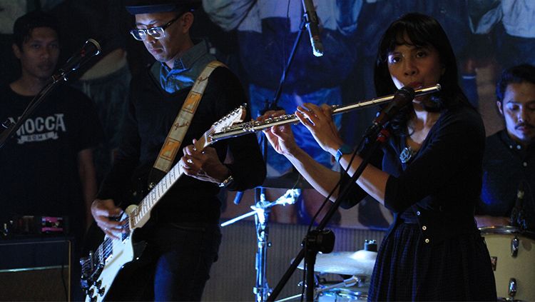 Bahagia, Band Mocca Akhirnya Bisa Tampil di Hadapan Persib - INDOSPORT