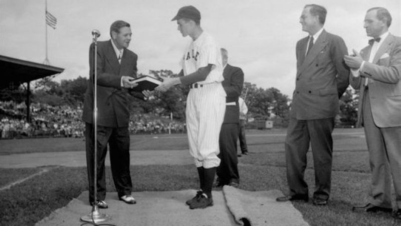 George Bush Meninggal, Ini Barang yang Masih Disimpannya Hingga Kini ...