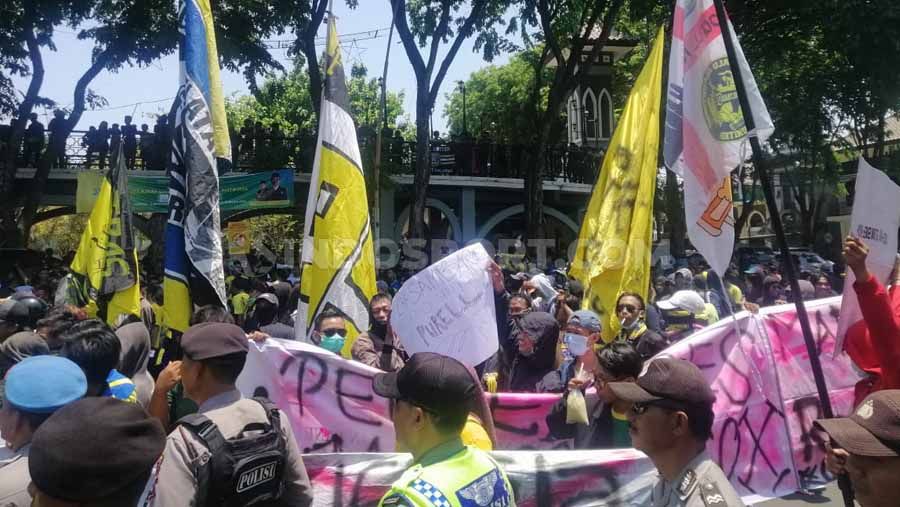 Akhirnya, Manajemen Persegres Dikembalikan ke Masyarakat Gresik - INDOSPORT