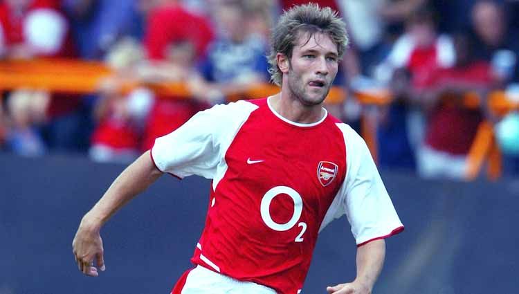 Kisah John Halls, Eks Wonderkid Arsenal yang Jadi Model Profesional ...